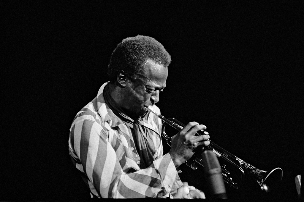 Miles Davis, 1970 by Glen Craig – Musichead Gallery
