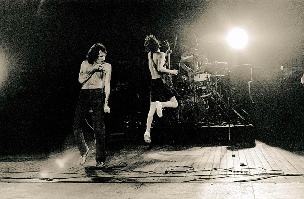 AC/DC, Live with Bon Scott – Musichead Gallery